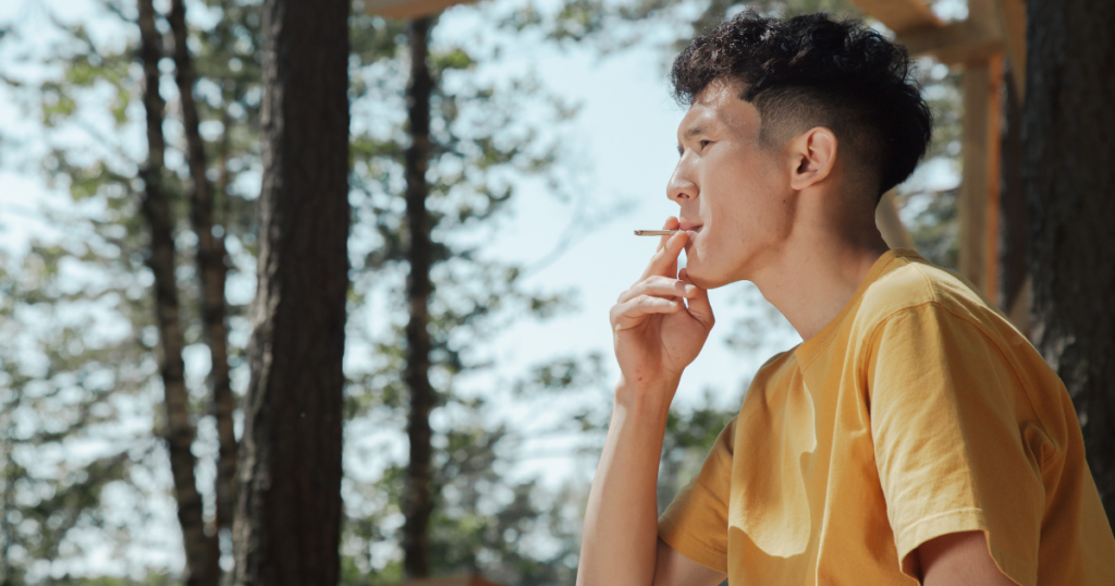 What Are the First Signs of Cannabinoid Hyperemesis Syndrome: Early ...